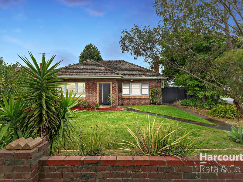 2 Thackeray Road, Reservoir, Vic 3073 - Property Details