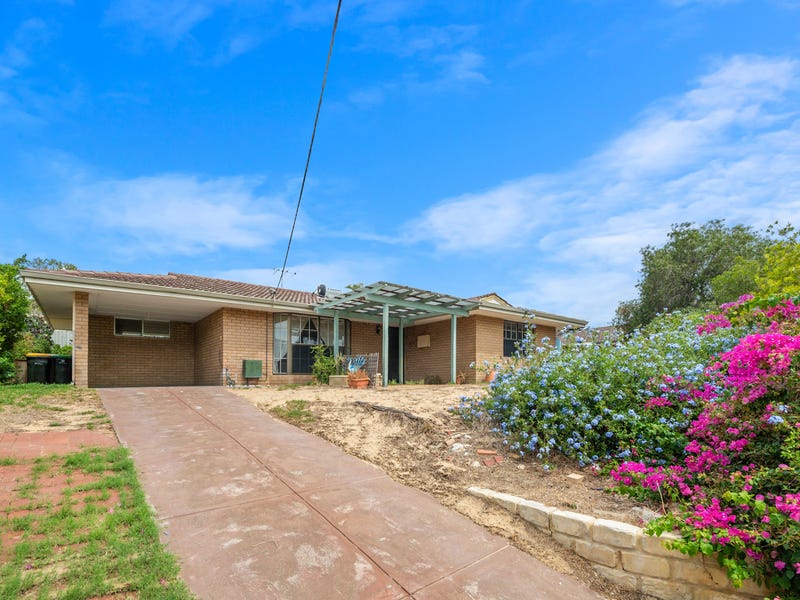 10 Giles Avenue, Padbury, WA 6025 - Property Details