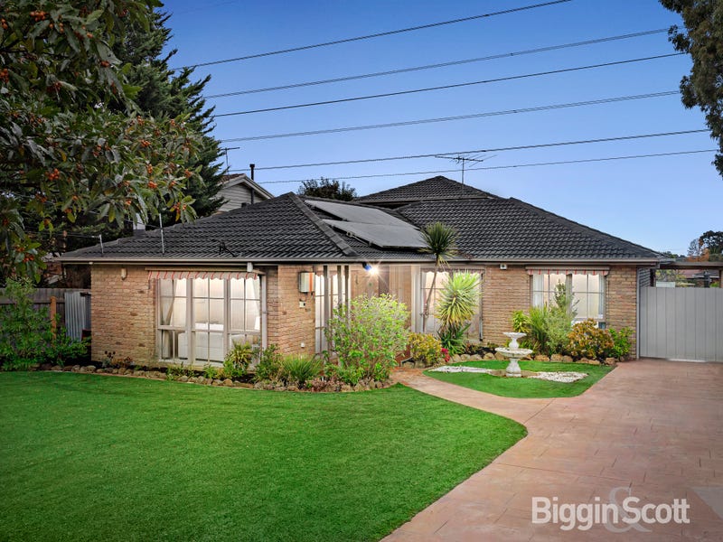 32 Whitehaven Cres, Mulgrave, VIC 3170 - realestate.com.au