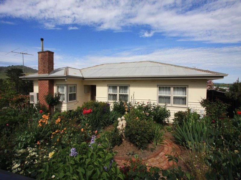 1 Mullawar Street, Tallangatta, VIC 3700 - realestate.com.au