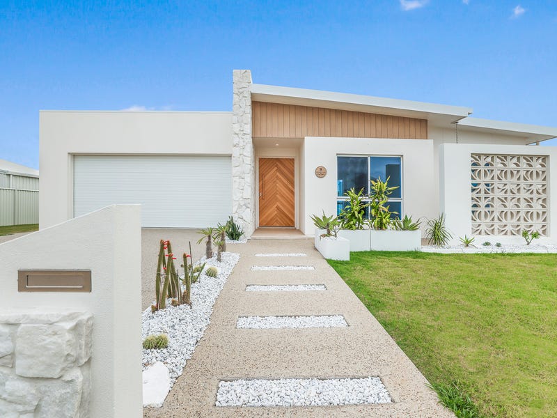 9 Chase Close, Bargara, Qld 4670 - Property Details