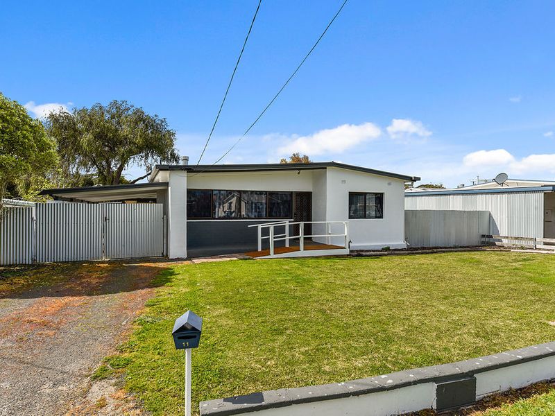 11 Holzgrefe Street, Millicent, SA 5280 - Property Details