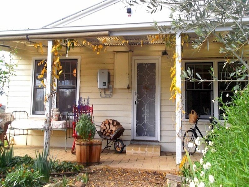 27 Main Road, Hepburn Springs, VIC 3461 - realestate.com.au