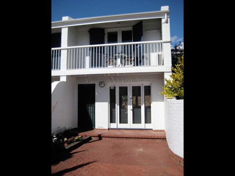 11/64 Bridge Street, Kensington, SA 5068 - Property Details