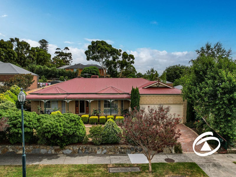 14 Overland Rise, Pakenham, Vic 3810 - Property Details
