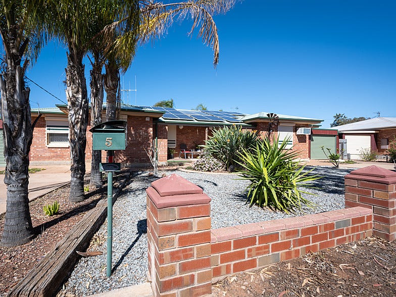 5-7 Curnow Street, Whyalla Stuart, SA 5608 - realestate.com.au