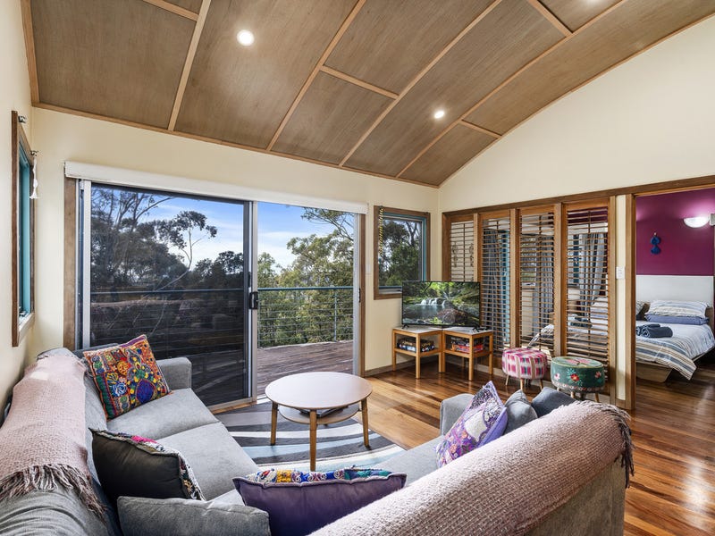 81 Lyrebird Ridge Road, Springbrook, Qld 4213 - Property Details