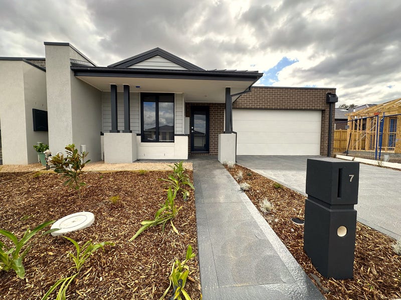 7 Clementine Street, Maddingley, VIC 3340 - realestate.com.au
