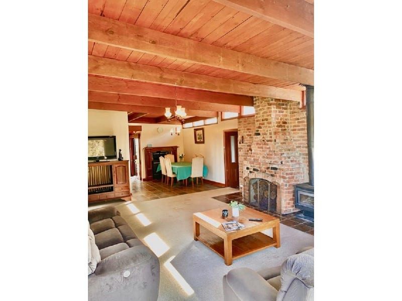 18 Grandmas Road, Staffordshire Reef, VIC 3351 - realestate.com.au