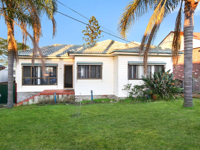 82 RUNYON AVE, Greystanes, NSW 2145 - Property Details