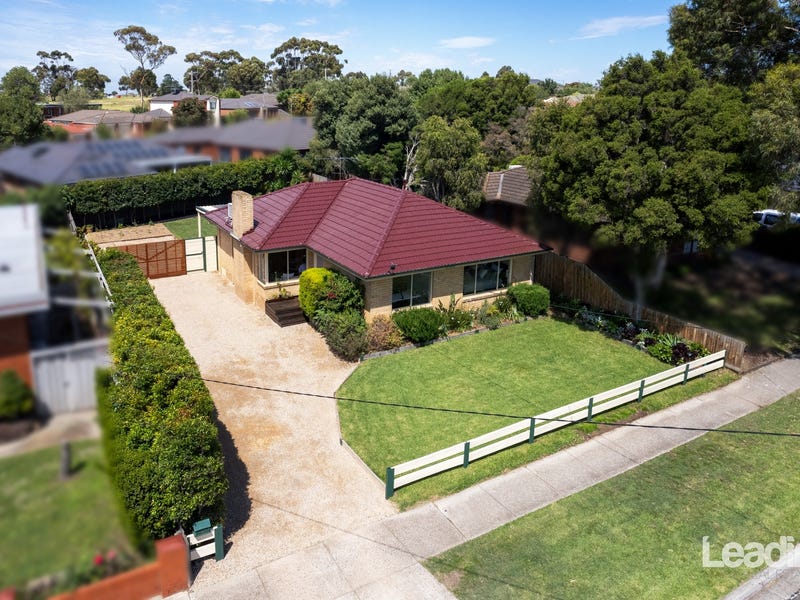 7 Welcome Road, Diggers Rest, VIC 3427 - realestate.com.au