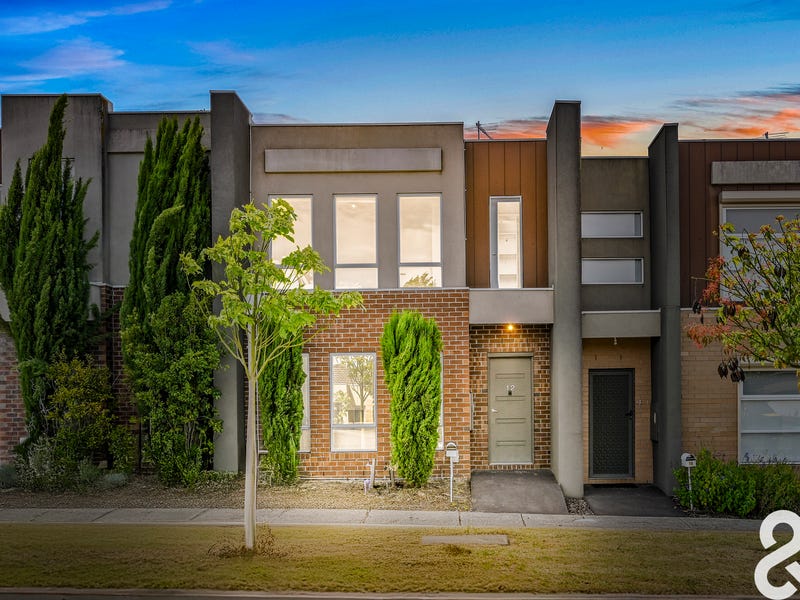 12 Oriano Street, Epping, Vic 3076 - Property Details