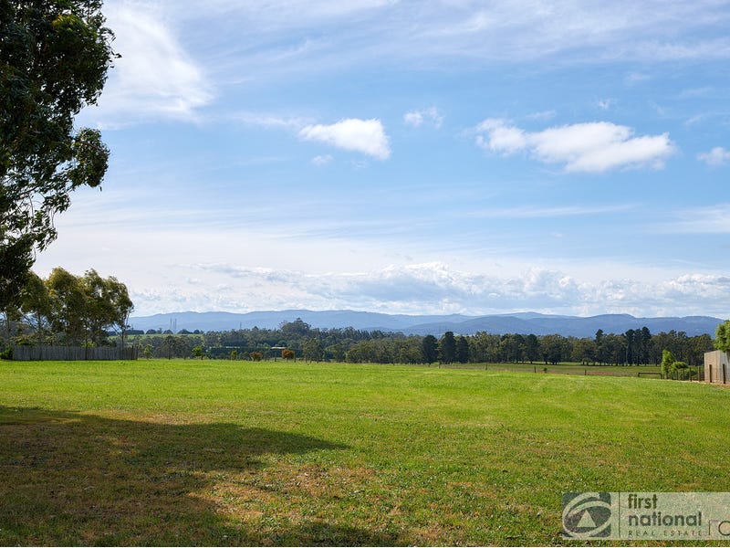 37 Fairway Drive, Drouin, VIC 3818 - realestate.com.au