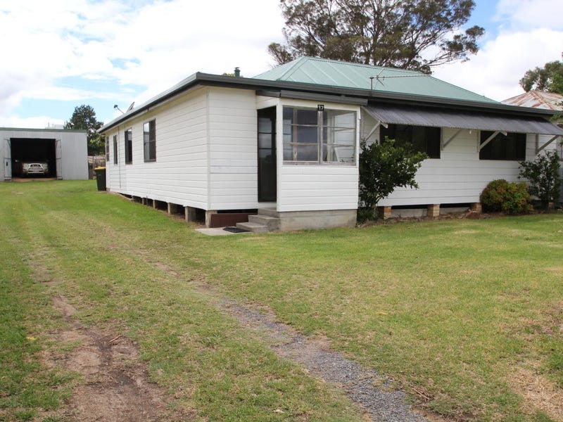 97 Scott Street, Tenterfield, NSW 2372 - Property Details