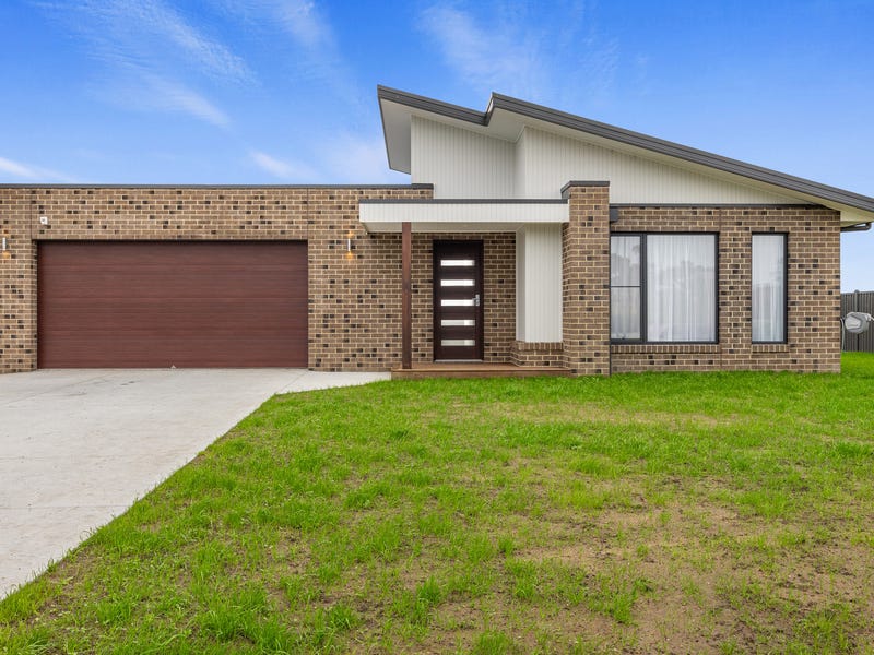 15 Lilian Court, Dalyston, Vic 3992 - Property Details