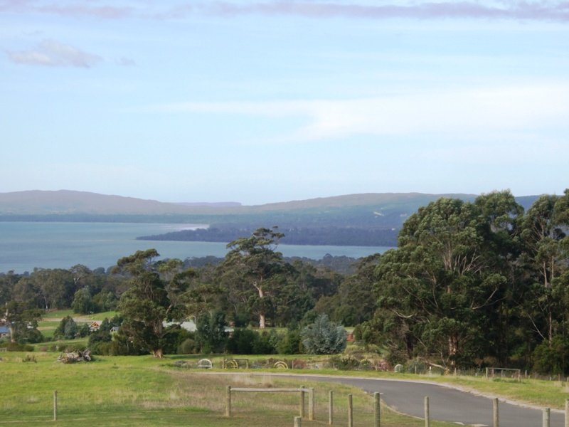 10 Tomkin Drive, Shadforth, WA 6333 - realestate.com.au