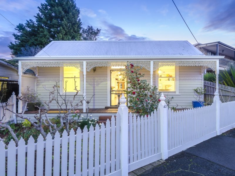 43 Dover Road, Williamstown, Vic 3016 - Property Details