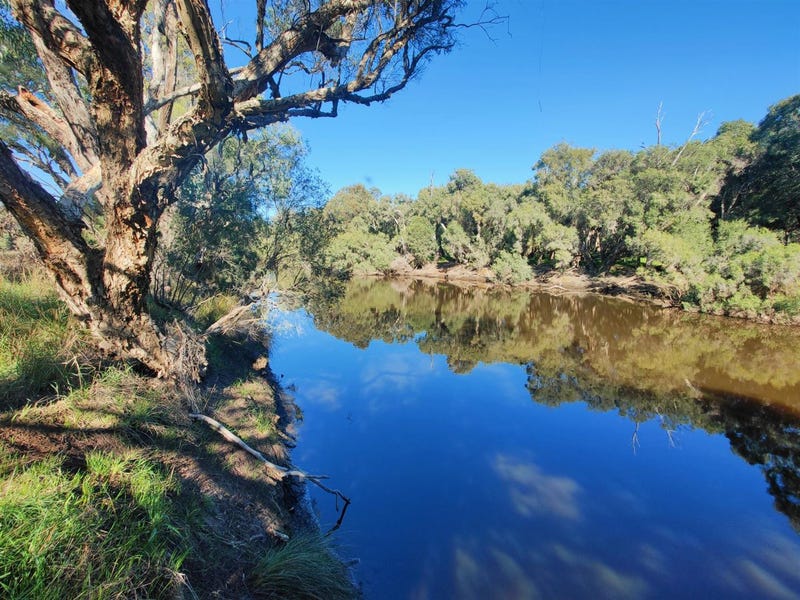 534 Nabaroo Road, Cowalla, WA 6503 - Property Details