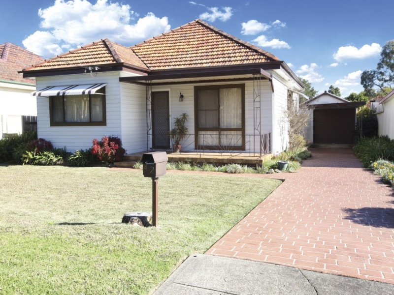 42 Laundess Avenue, Panania, NSW 2213 - Property Details