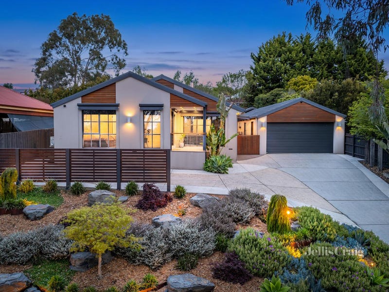 85 Lakeview Drive, Lilydale, Vic 3140 - Property Details