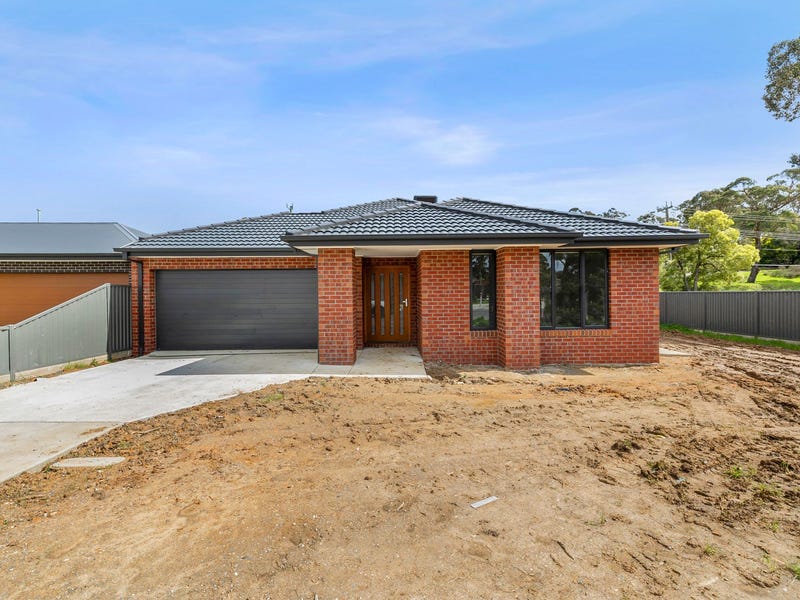 4 Henlix Court, Mount Clear, VIC 3350 - realestate.com.au
