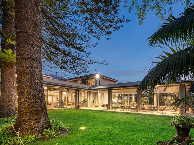 19 Howitt Road, Caulfield North, VIC 3161 - realestate.com.au