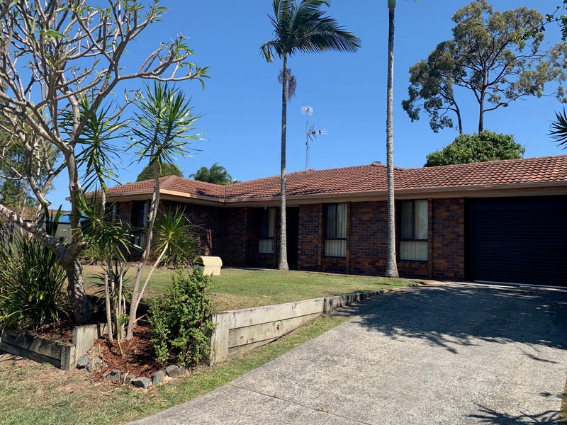 8 Cannington Place, Helensvale, QLD 4212 - realestate.com.au