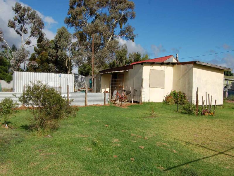 4 Austin Street, Stawell, Vic 3380 - Property Details