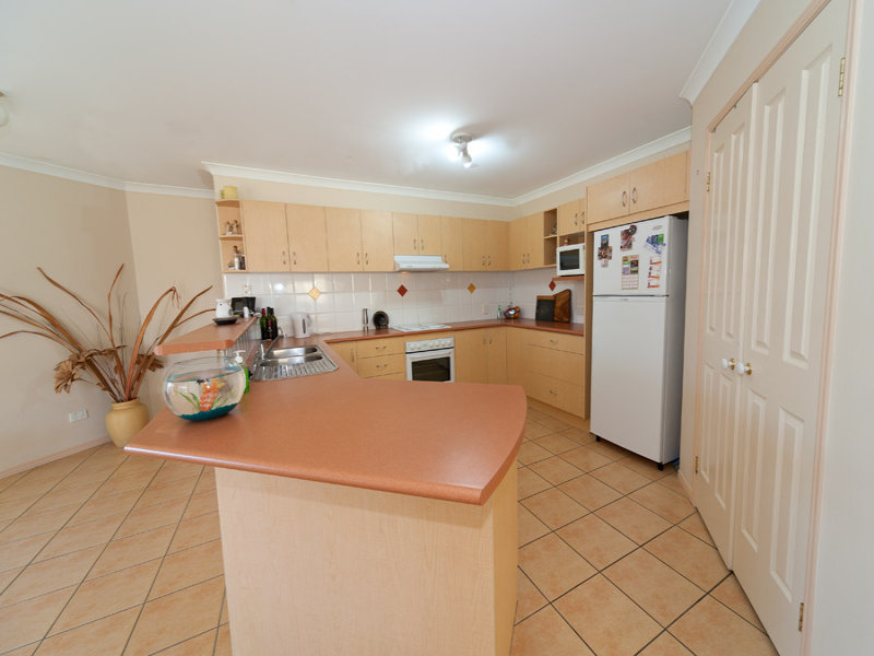 13 Meadowbrook Drive, Meadowbrook, Qld 4131 - Property Details