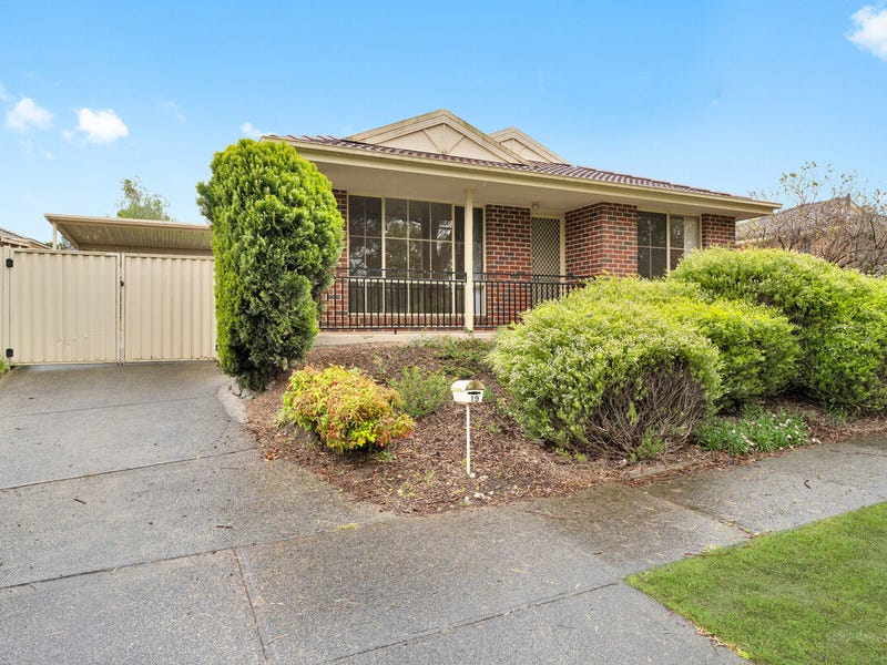 19 Riviera Drive, Pakenham, Vic 3810 - Property Details