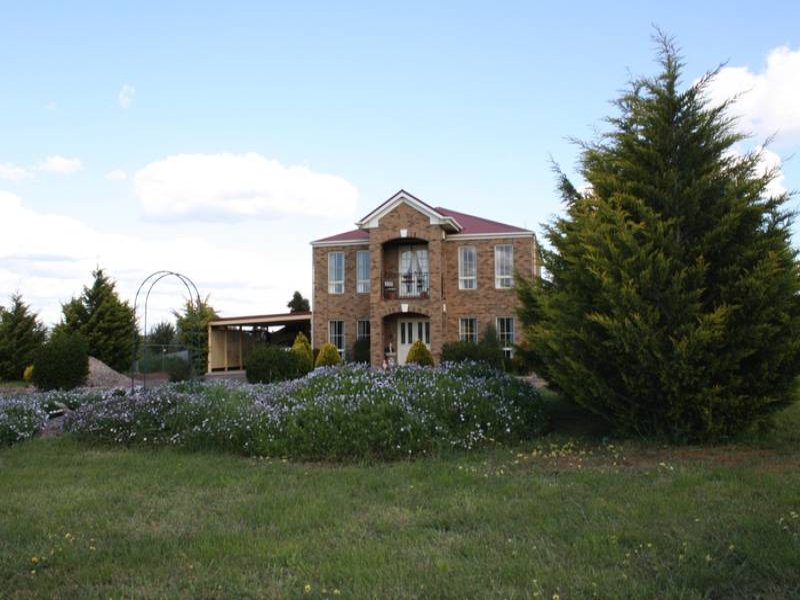 812 CHINTIN ROAD, Monegeetta, Vic 3433 - Property Details