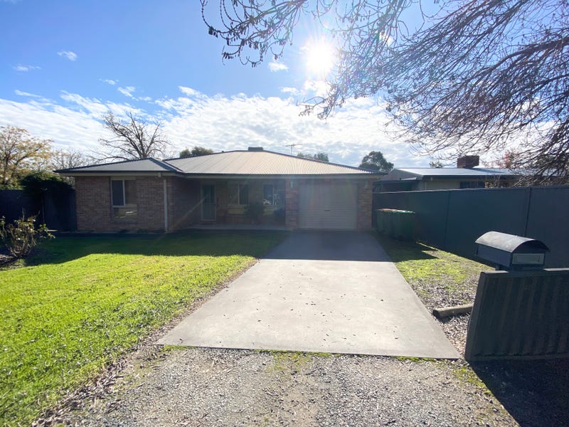 61 Victoria Street, Howlong, NSW 2643 - realestate.com.au
