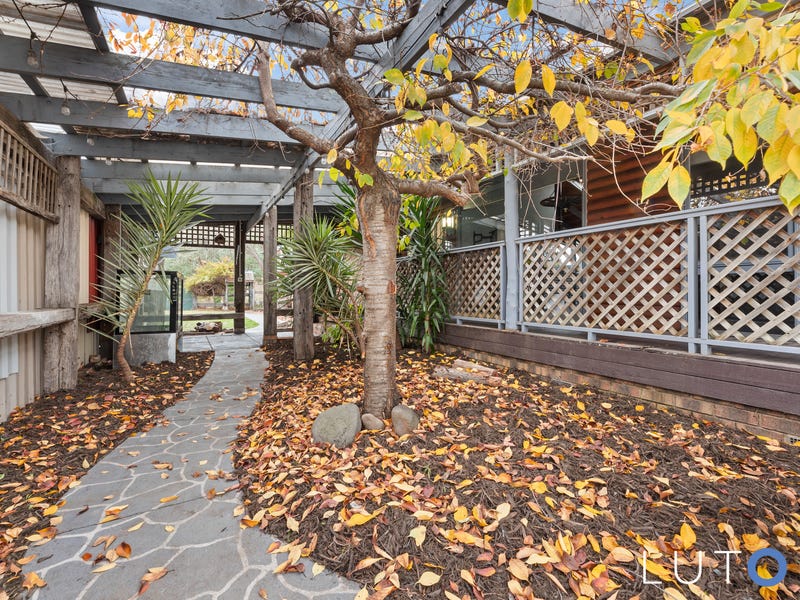 13 Barangaroo Street, Chisholm, ACT 2905 - Property Details