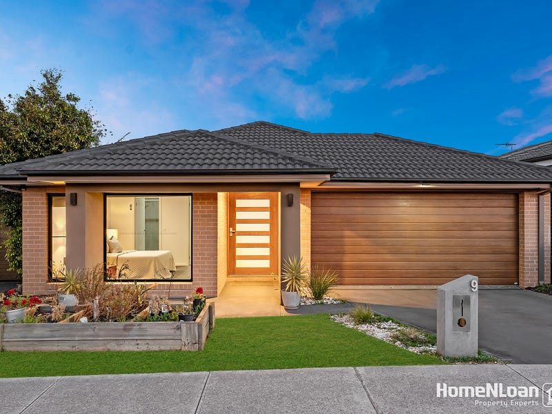 Real Estate & Property for Sale in Cranbourne East, VIC 3977 (+4 ...