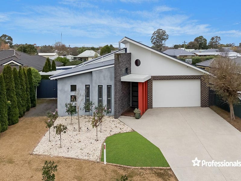 3 Katherine Court, Hamilton, Vic 3300 - Property Details