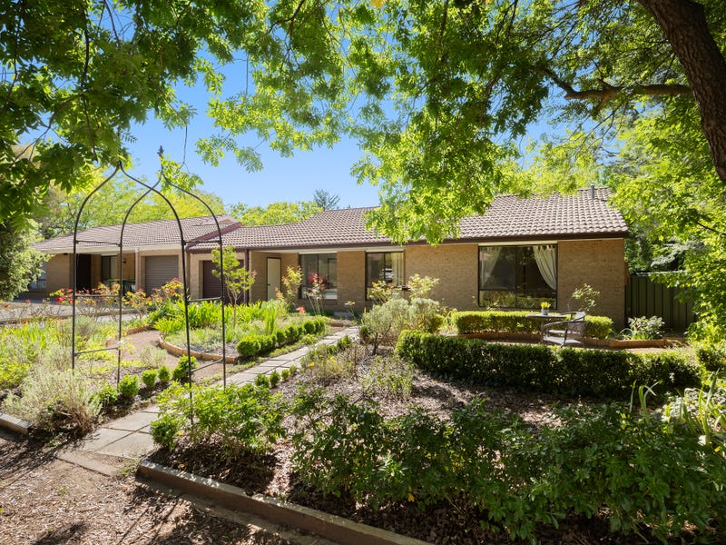 72 Twelvetrees Crescent, Florey, ACT 2615 - Property Details