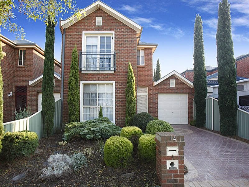14 Carlisle Terrace, Point Cook, VIC 3030 - realestate.com.au