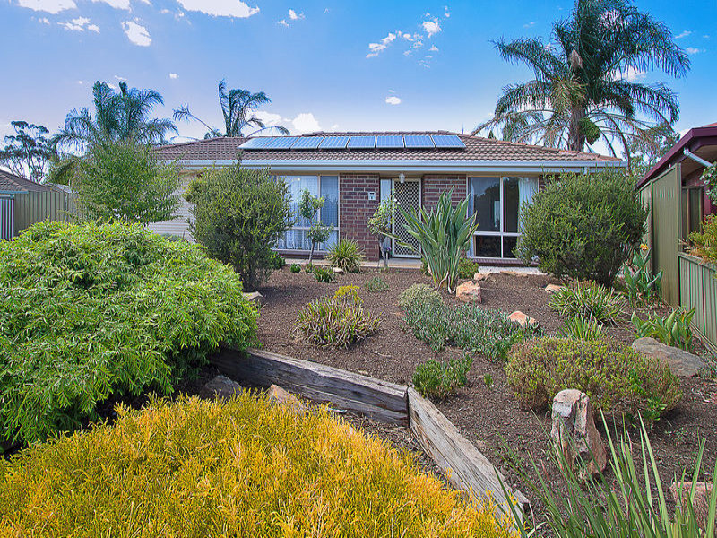 8 Cale Court, Craigmore, SA 5114 - Property Details