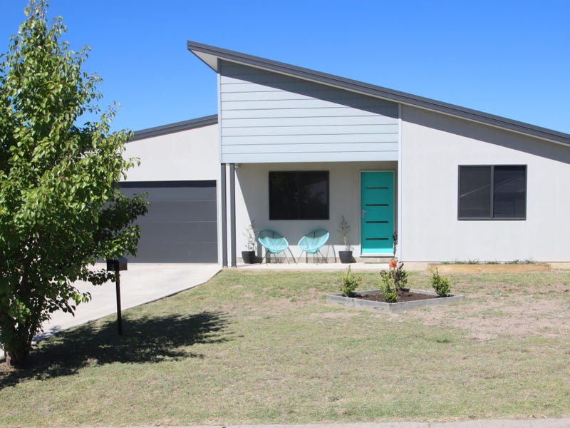 4 Mackenzie Court, Tenterfield, NSW 2372 - Property Details