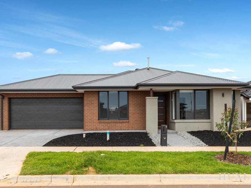 4 Bonito Street, Melton South, VIC 3338 - realestate.com.au