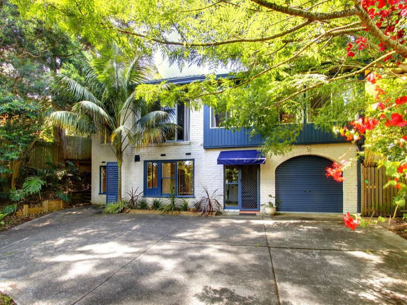 12 Edinburgh Circuit, Wamberal, NSW 2260 - Property Details