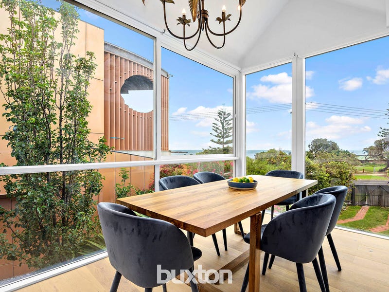 4/45 Beach Road, Hampton, Vic 3188 - Property Details