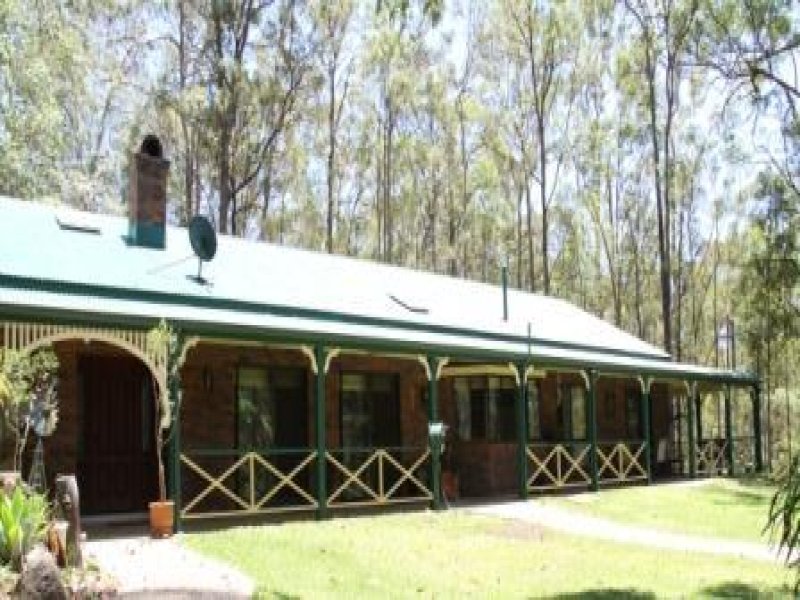 4 Barker Street, Cashmere, Qld 4500 - Property Details