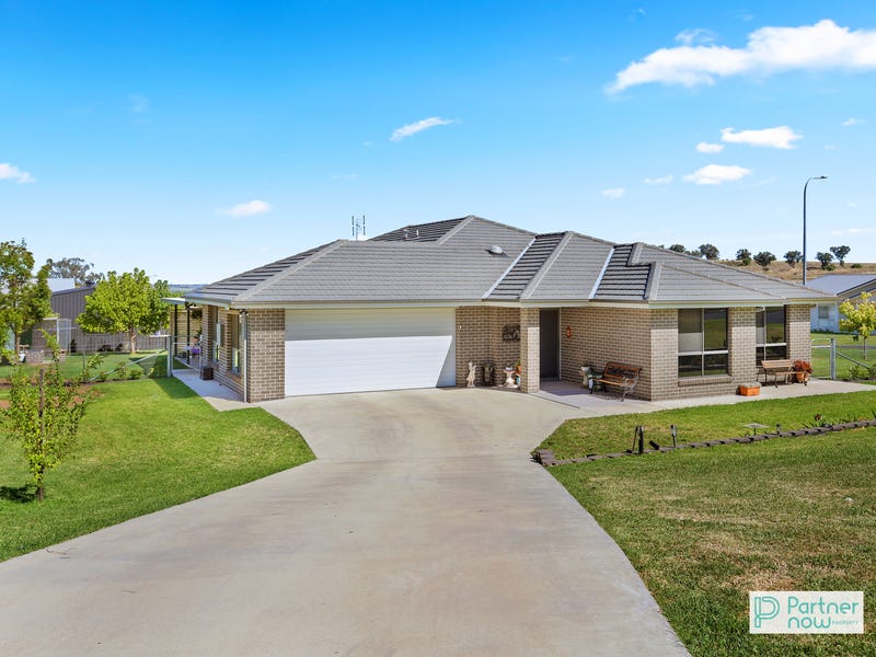 39 Windmill Drive, Tamworth, NSW 2340 - Property Details