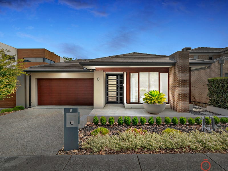 8 Pine Park Drive, Wollert, Vic 3750 - Property Details