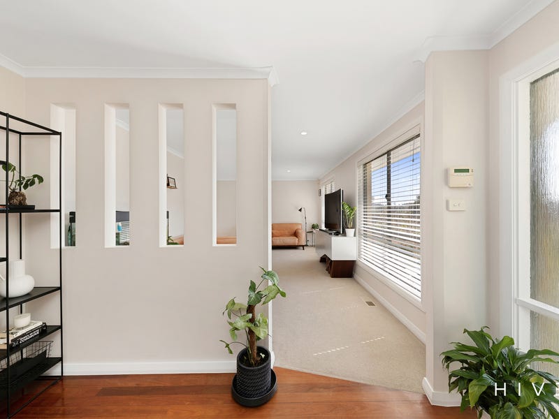 34 Hughes Crescent, Ngunnawal, ACT 2913 - Property Details