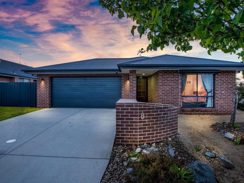8 Fitzroy Street, Wodonga, Vic 3690 - Property Details