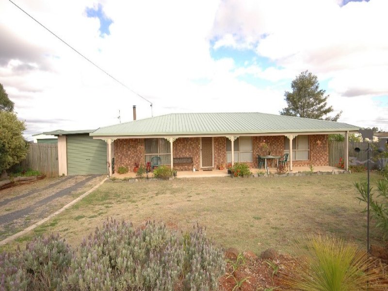 5 Cameron Street, Wyreema, Qld 4352 - Property Details