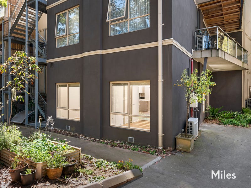 Real Estate & Property for Sale in Eltham, VIC 3095 (+6 locations ...