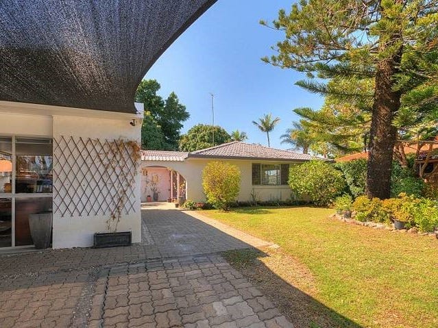 122 Sunshine Boulevard, Mermaid Waters, QLD 4218 - realestate.com.au